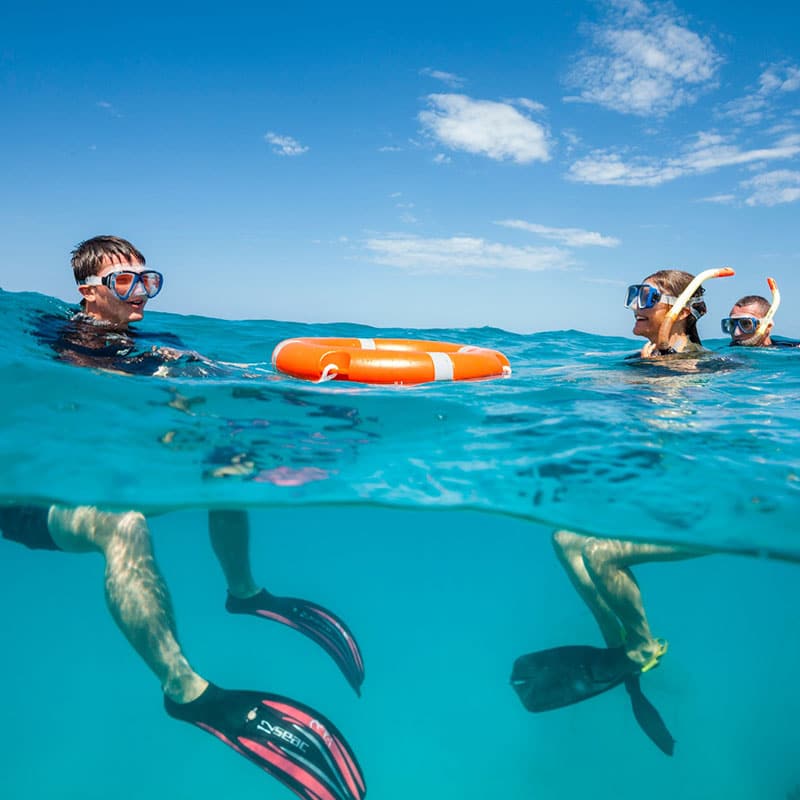 Ocean Freedom - Upolu Cay and Upolu Reef Day Tour